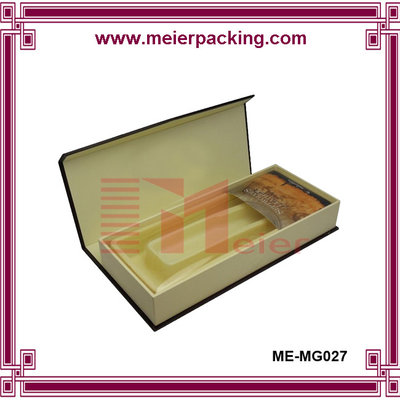 China Elegance Cardboard Paper Belt Box Folding Design Magnet Box For anniversary Packaging supplier