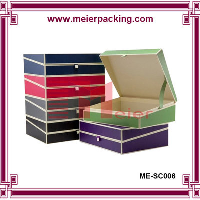 China Luxury textured paper hot stamping logo clamshell gift boxes with ribbon wholesale supplier