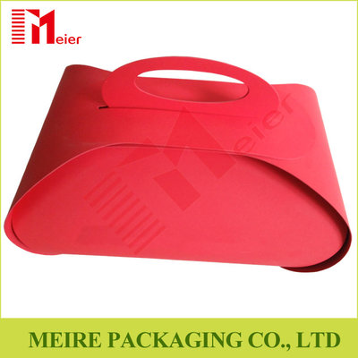 China New Year's Christmas Red Paper Craft Box Design For Portable candy and cake Gift Box supplier