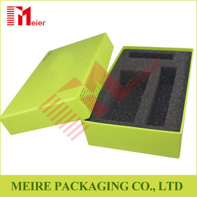 China Chip board Paper Creen Print Customized design Gift Box With Black Foam for gift set supplier