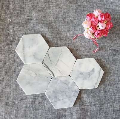 natural white marble stone hexagon shape coaster with rubble backing 10mm diameter