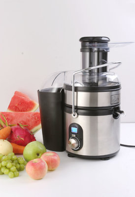 KP800B Powerful and Proffesional Vegetable Juicer with LCD and Safty Arm supplier
