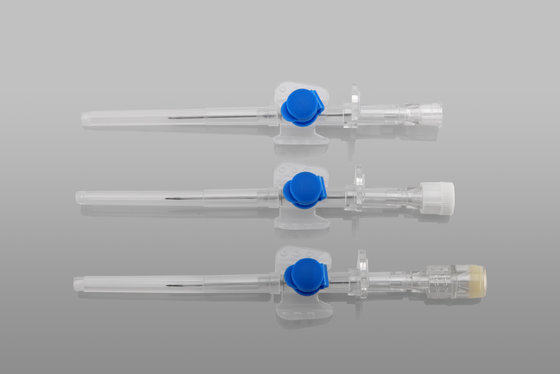 2019 Medical IV Cannula with Injection Port