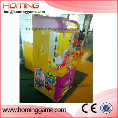 2016 best coin operated prize machines / small candy vending prize game machine(hui@hominggame.com)