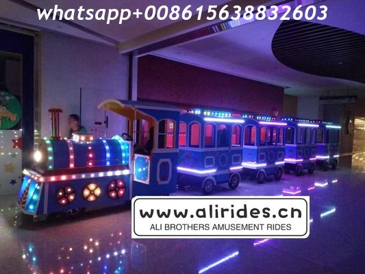 shopping mall mini trackless train for sale