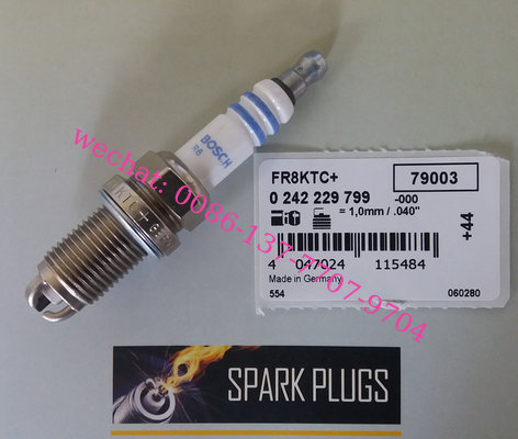 China BOSCH FR8KTC Spark Plug OE 024 229 799 factory