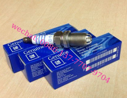 China GENUINE VAUXHALL/OPEL GM SPARK PLUGS X 4 - FGR8KQEO - 9195868 - NEW exporter