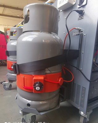 Air Conditioner Recovery And Recharge Machine Special For BUS & TRUCK With Heating Belt