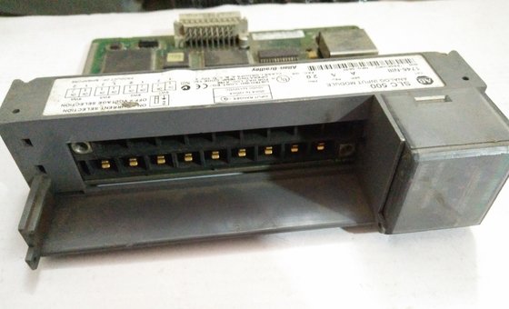 A-B Rockwell AB original PLC module 1746-NI8 A supplier