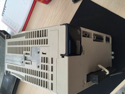 yaskawa servo drive SGDM-15ADA-V, SGD7S-120A000A002 supplier