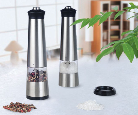Electric spice mill with light