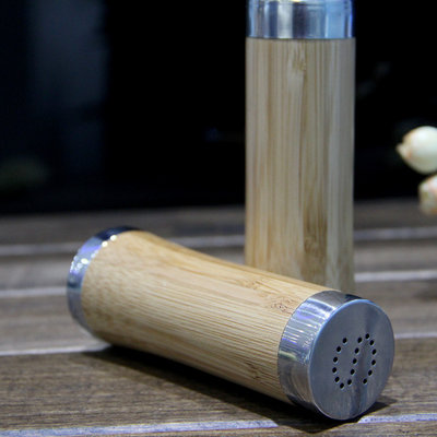 Bamboo salt and pepper shaker set