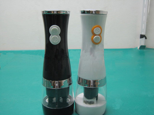 Electrical salt/pepper miller