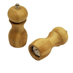 Bamboo pepper mill and salt shaker set