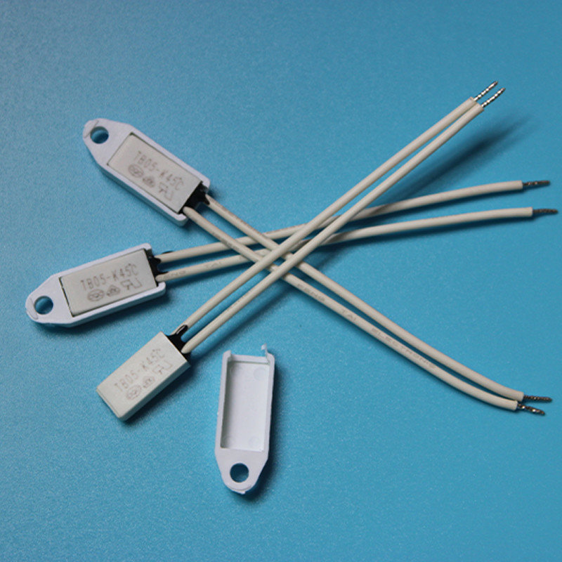 free samples 75C 15AM water pump motor thermal protector thermal fuse  250V/5A 50--180C UL VDE RoHS