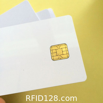 J2A040 Chip White JAVA Card WITH 8.4MM 2TRAKS MAGNETIC STRIPE COMP JCOP21-36K