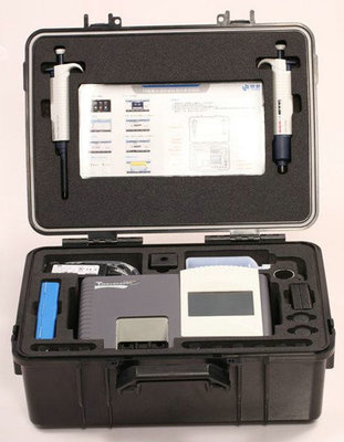 Field Portable Spectrometer C30 with Round Tube , Rectangular Cuvette & Optical Fibre