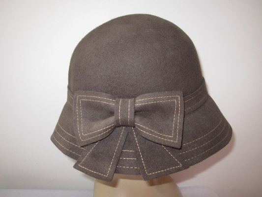 Olive Green Ladies' Cloche Wool Felt Hats , Clochet Wool Hat With Wool Bow