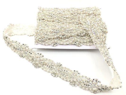 Custom Made Short Bridal Gown Accessories For Beautiful Girls And Ladies