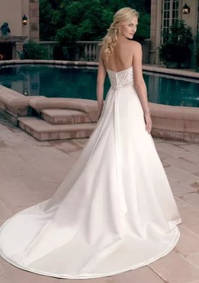 Traditional A Line Princess Wedding Dress , White A Line Bridal Gowns