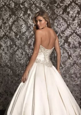 Luxury Puffy Ball Gown Wedding Dresse , Princess Most Beautiful Ball Gowns