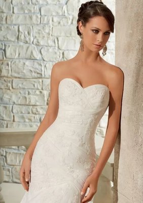 Strapless Satin Fit And Flare Wedding Gown Hollow Thin Gauze Exposes Fair Skin