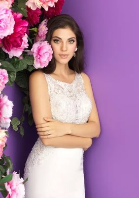 Regal Sophistication Mermaid Tail Wedding Dress Sumptuous Crystal Embellishments