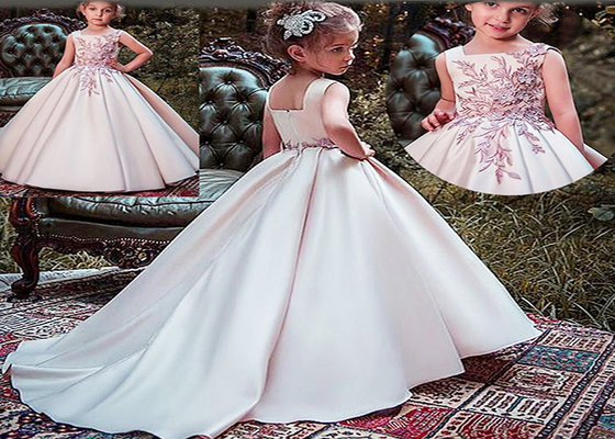Los volantes bordaron al amor sin mangas del florista del Bowknot brillante de los vestidos