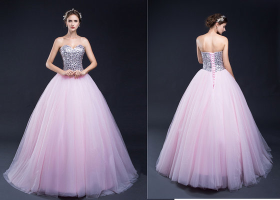 Vestidos de noche rosados largos del baile de fin de curso con la decoración que gotea cristalina sin tirantes