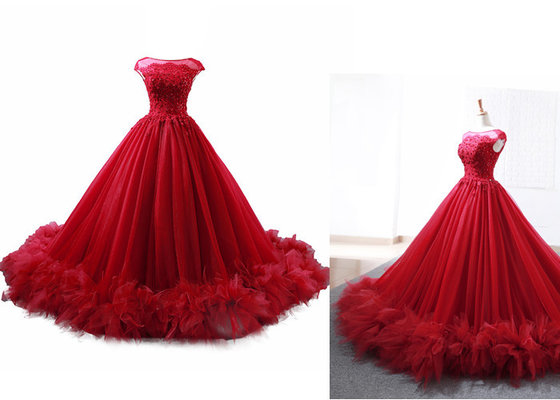 El baile de fin de curso hermoso del vestido rojo bordado moda del baile de fin de curso/de la cola grande de Tulle se viste