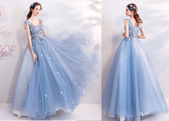 Los vestidos de noche formales atractivos del baile de fin de curso Appliqued la correa trasera goteada hasta el suelo