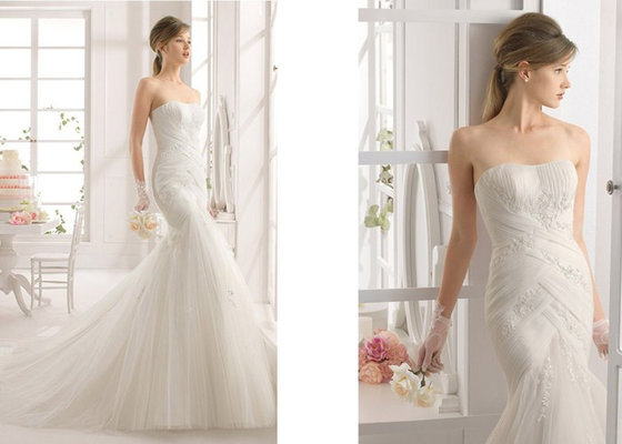 Hinterer Tulle-Kathedralen-Zug-Brautkleider-Schatz applizierter gefalteter Knopf