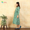 Green Bottom White Flower Simple Long Sleeve Dresses Pull Rope To Collect Waist Design