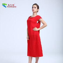 Red Pure Color Ladies Cotton Summer Dresses With Shoulder Pattern Print
