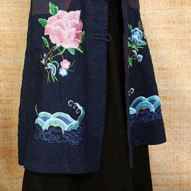 YIZHIQIU cottonpadded ladies embroidered dress coat