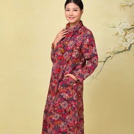 Anti Wrinkle Traditional Chinese Winter Coat , 100% Cotton Long Chinese Coat