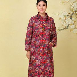 Anti Wrinkle Traditional Chinese Winter Coat , 100% Cotton Long Chinese Coat
