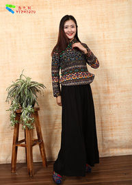 Body Shape Hugging Women Cheongsam Blouse Decorated With Green Button