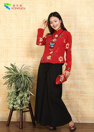 Embroidered Chinese Cheongsam Top , Floral Pattern Traditional Chinese Shirt