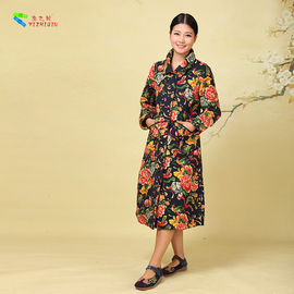 Flower Pattern Traditional Chinese Winter Coat Black Color , Cotton Fabric Type