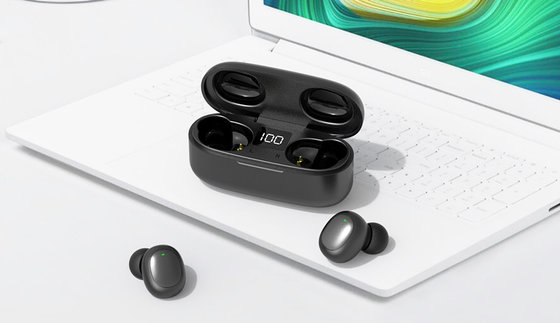 LED display charger box mini TWS earphone hot supply lanbroo TWS bluetooth earbuds made in China