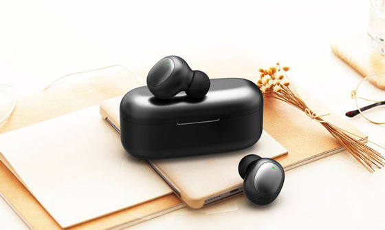 LED display charger box mini TWS earphone hot supply lanbroo TWS bluetooth earbuds made in China