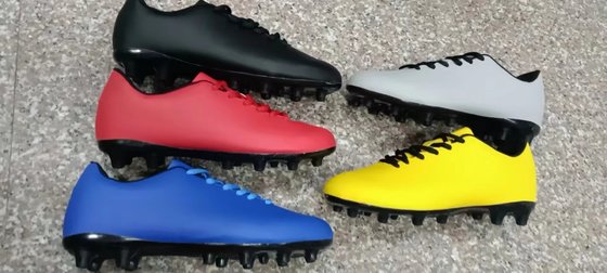 Men's Plain Colours Football Shoes