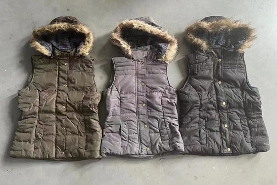 Women's Fashion Padded Waiscoat with Hood