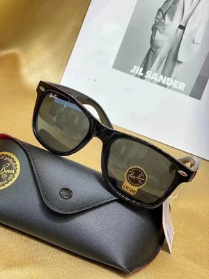 RayBan Unisex Suglasses