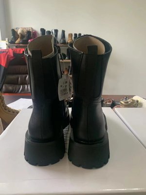 Stock Lot No. AMA-102401 Women's High Quality Fashion Boots