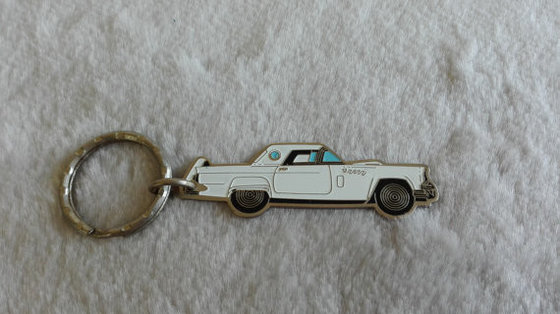 Trolley Promotional Metal Keyrings With Soft / Hard Enamel In Nickel / Golden Plating