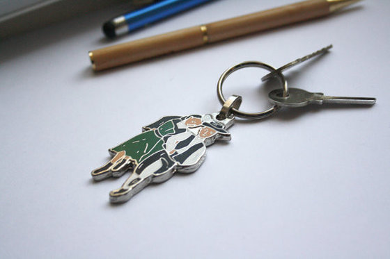 Hard Enamel Metal Key Chains Golden Plating Dancing Men Logo 2D / 3D