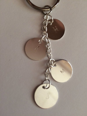 Soft / Hard Enamel Metal Custom Made Keyrings Fashion With Stamp Letter
