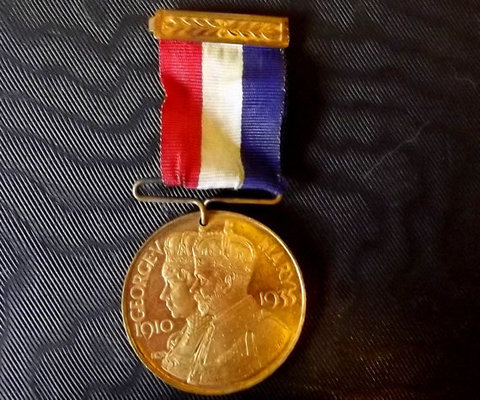 Metal Military Medals And Ribbons Gold Plating For Decorations / Award